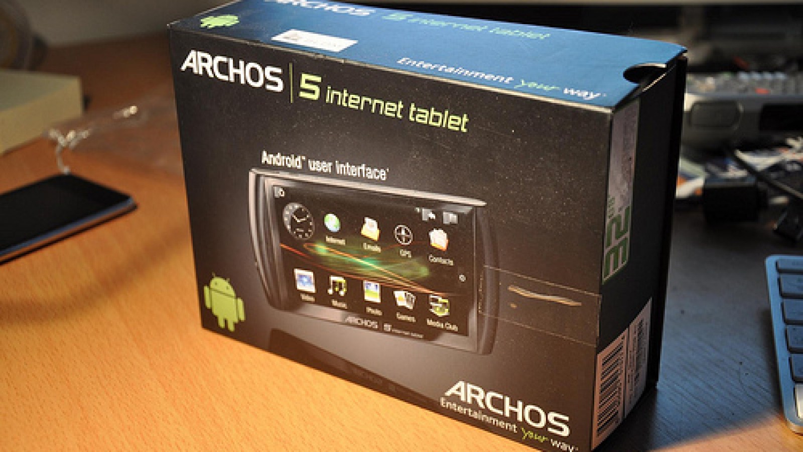 Test de l'Archos 5 Internet Tablet : présentation, caractéristiques et ...
