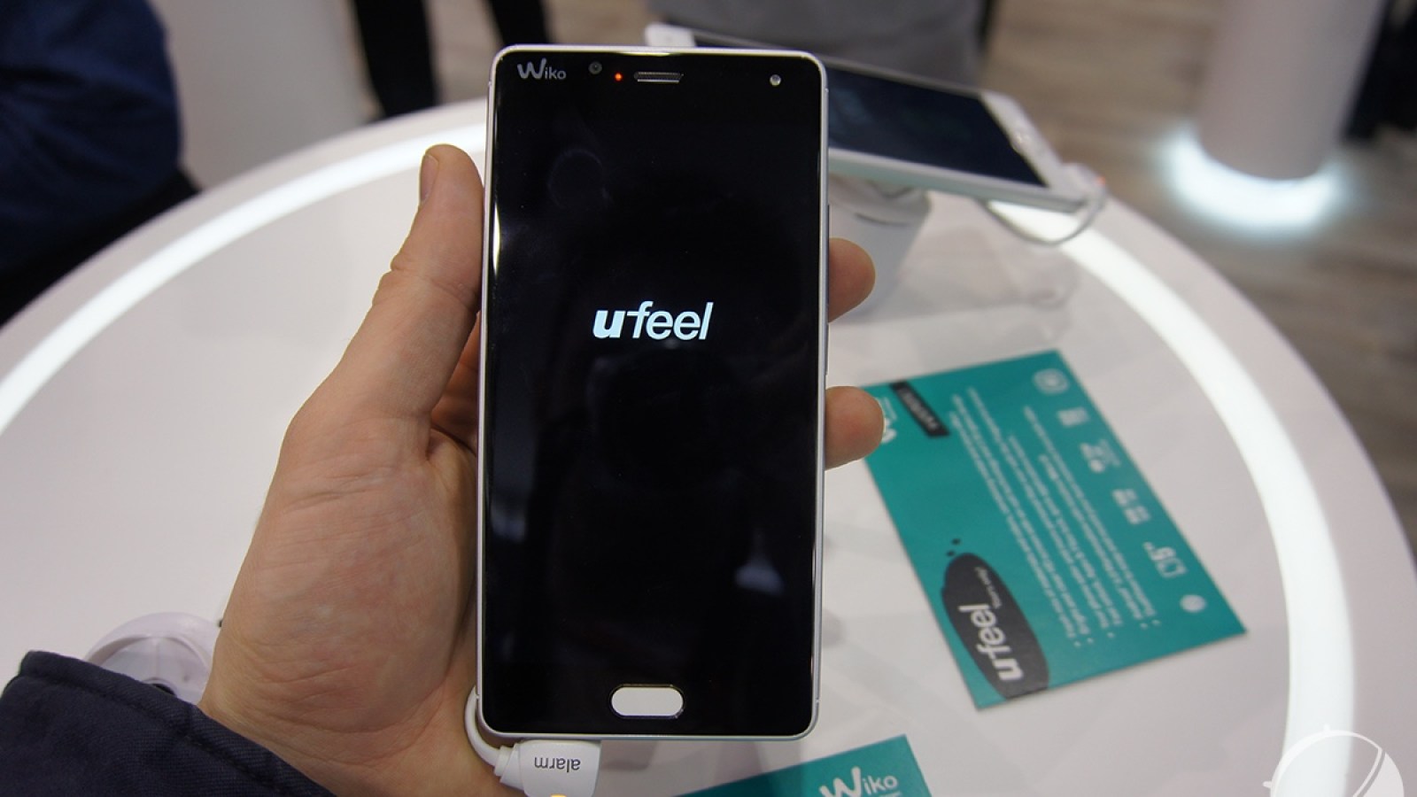 Vidéo : Wiko Ufeel et Ufeel Lite, leur prise en main au MWC 2016