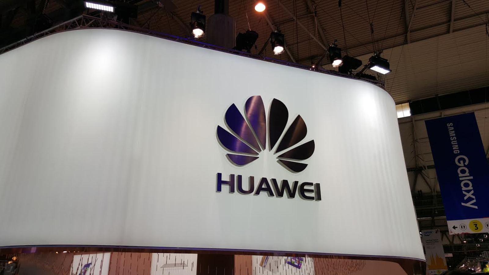 Huawei : déjà des invitations pour l'IFA 2016 — Frandroid