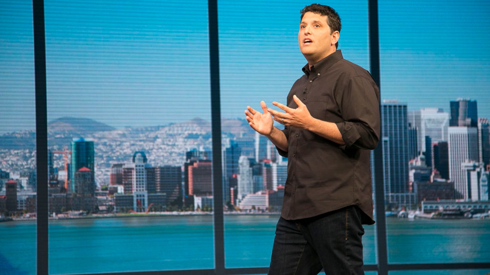 Microsoft explique pourquoi il n'abandonnera pas Windows 10 Mobile ...