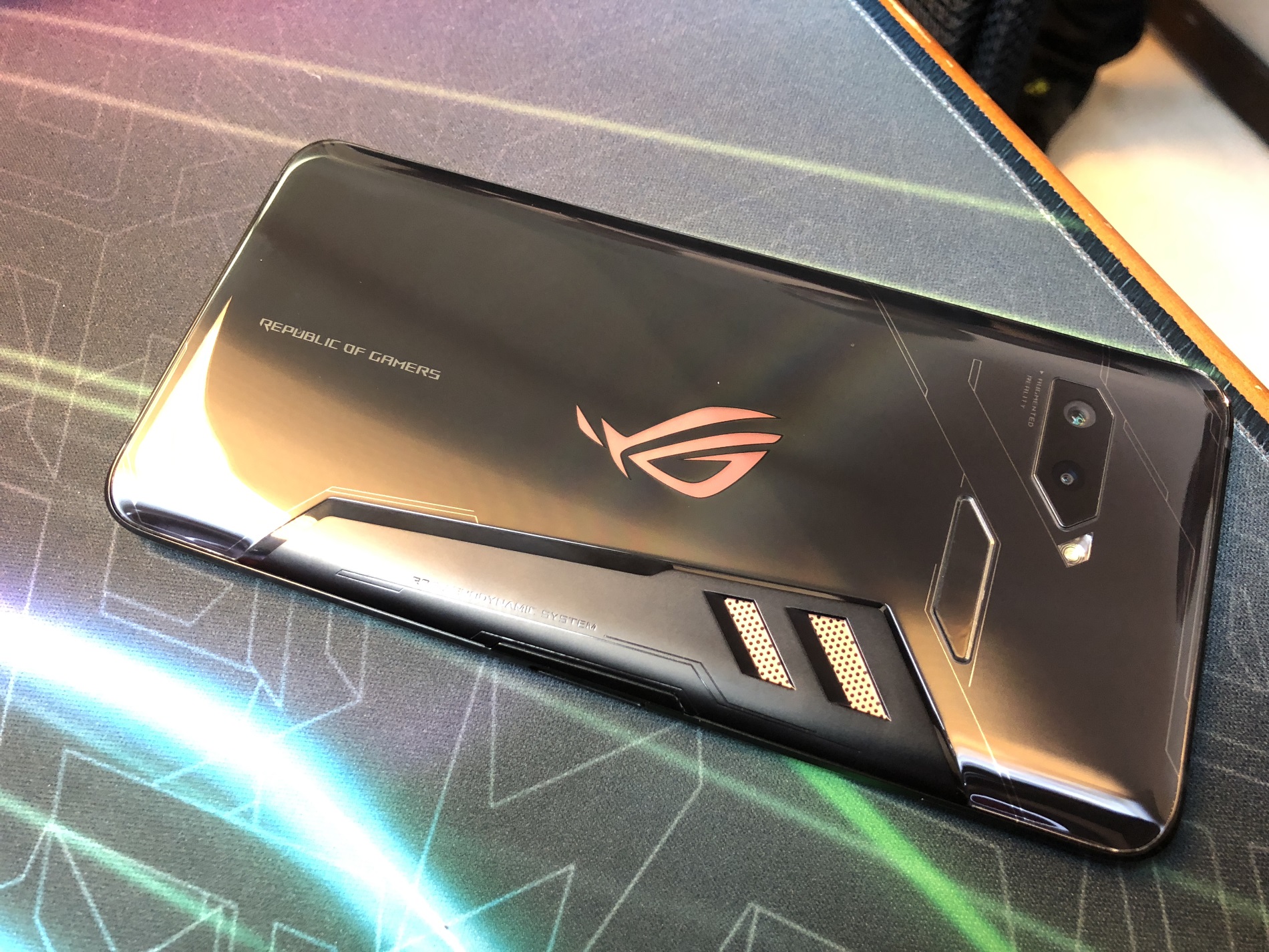 Asus ROG Phone : prix, fiche technique, test et actualité - Smartphones ...