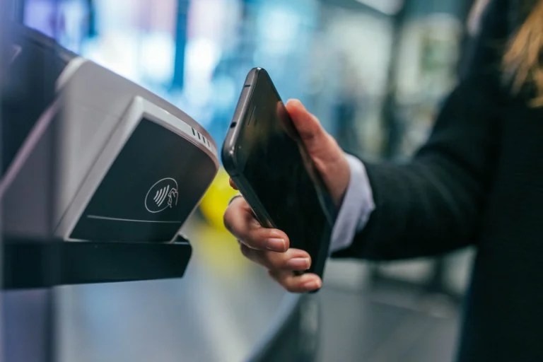 NFC : qu'est-ce que c'est, comment ça marche et à quoi ça sert NFC : qu'est-ce que c'est, comment ça marche et à quoi ça sert