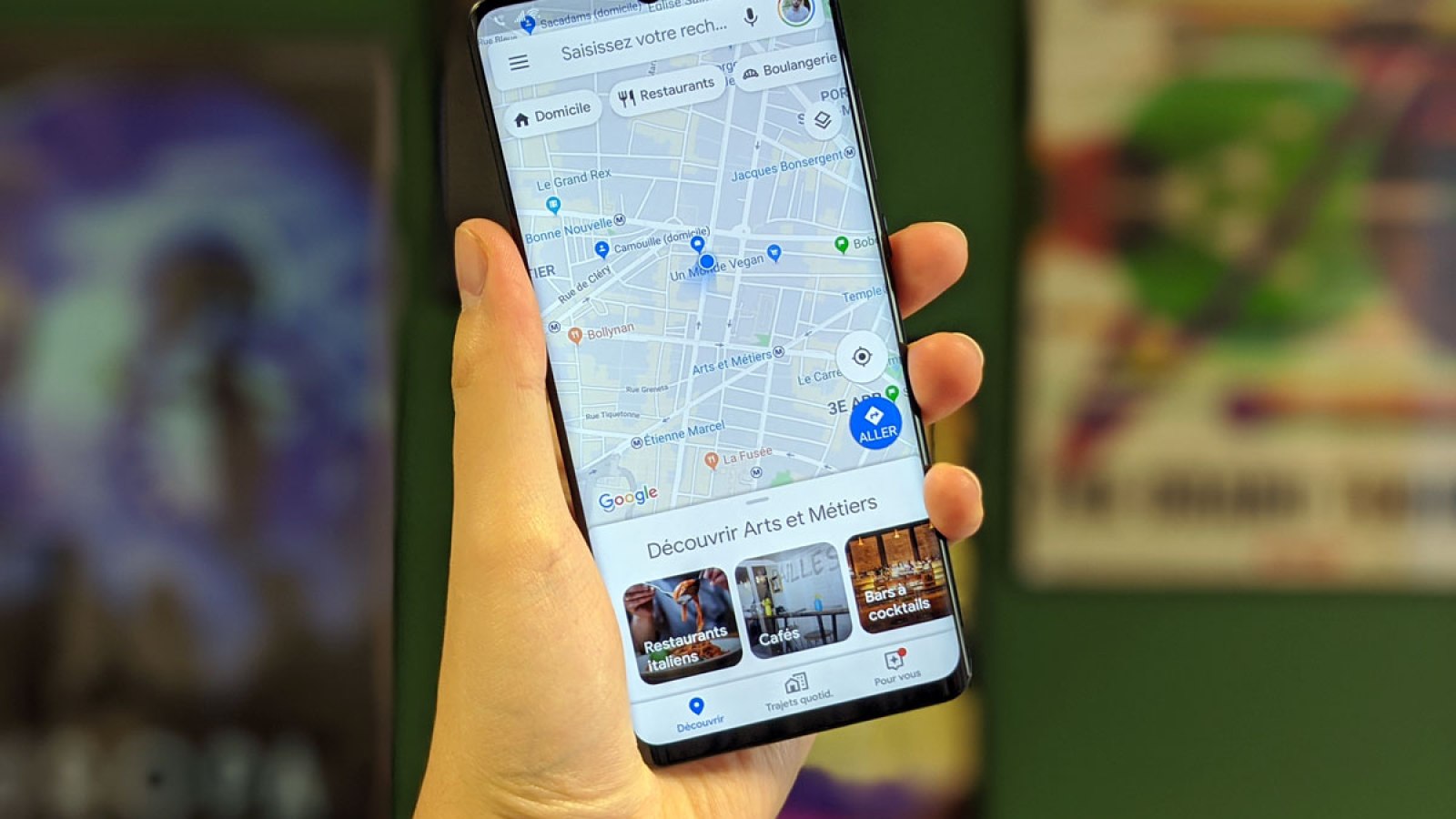 Bug ou régression ? Google Maps fait disparaître les boutons Spotify et ...
