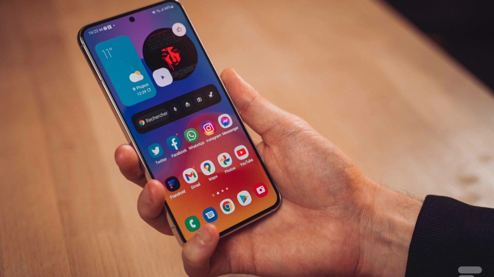 One UI 6.1 arrive sur les Galaxy S22 et bien d'autres Samsung — Frandroid