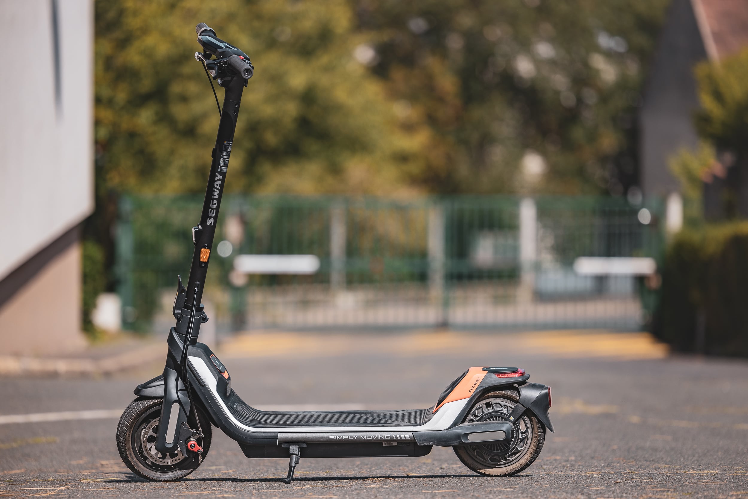 Test Ninebot Kickscooter P65E : la trottinette électrique qui remplit ...