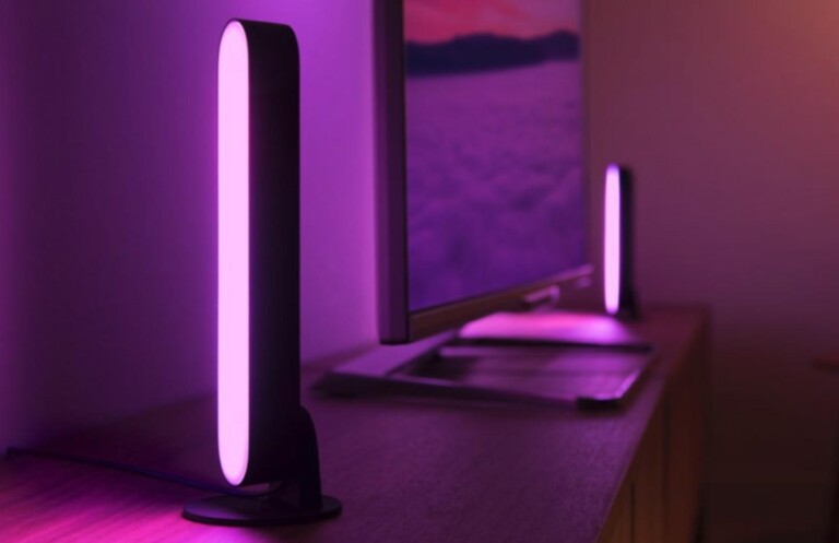Bon plan Philips Hue : -186 € sur le pack Sync Box 8K et Lightstrip ...