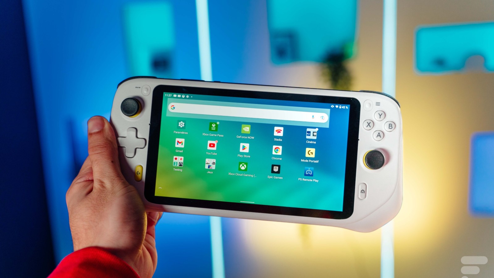 Logitech G Cloud : la console de cloud gaming devient enfin plus ...