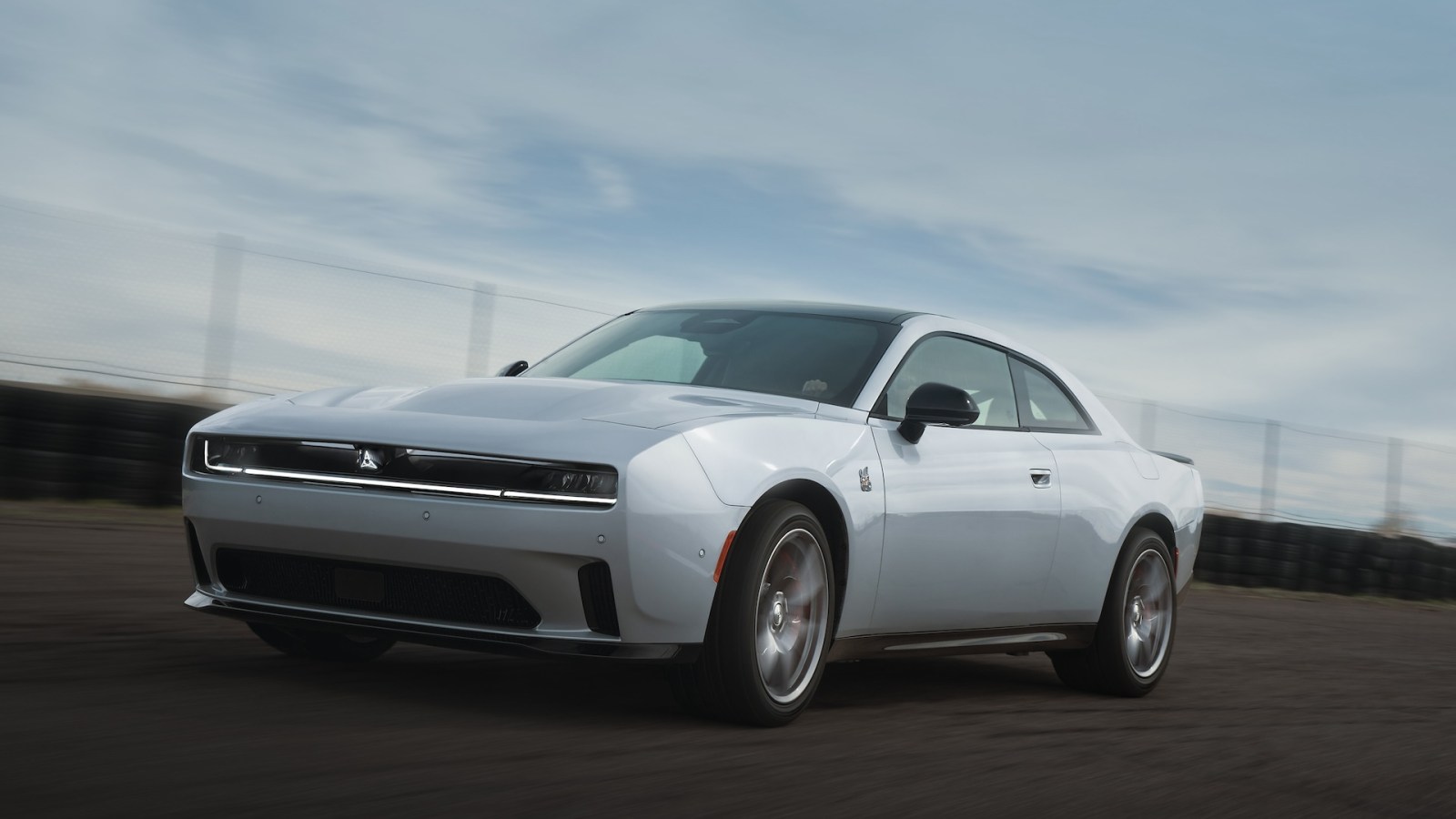 Dodge Charger : cette voiture électrique ultra-performante fait plus de ...