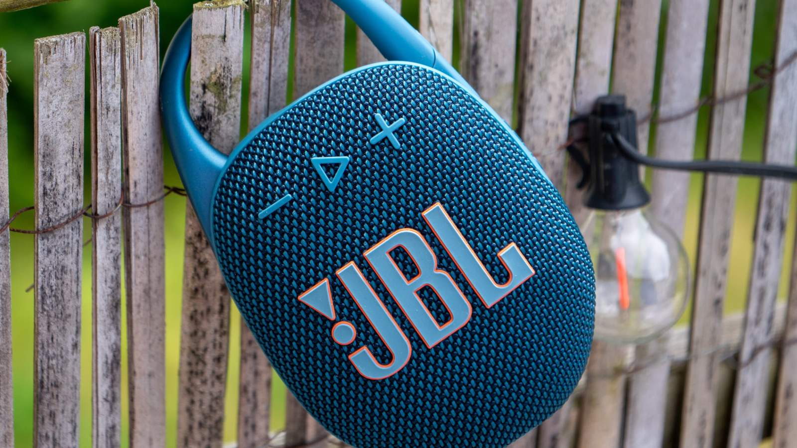 Test JBL Clip 5 : notre avis complet - Enceintes bluetooth - Frandroid