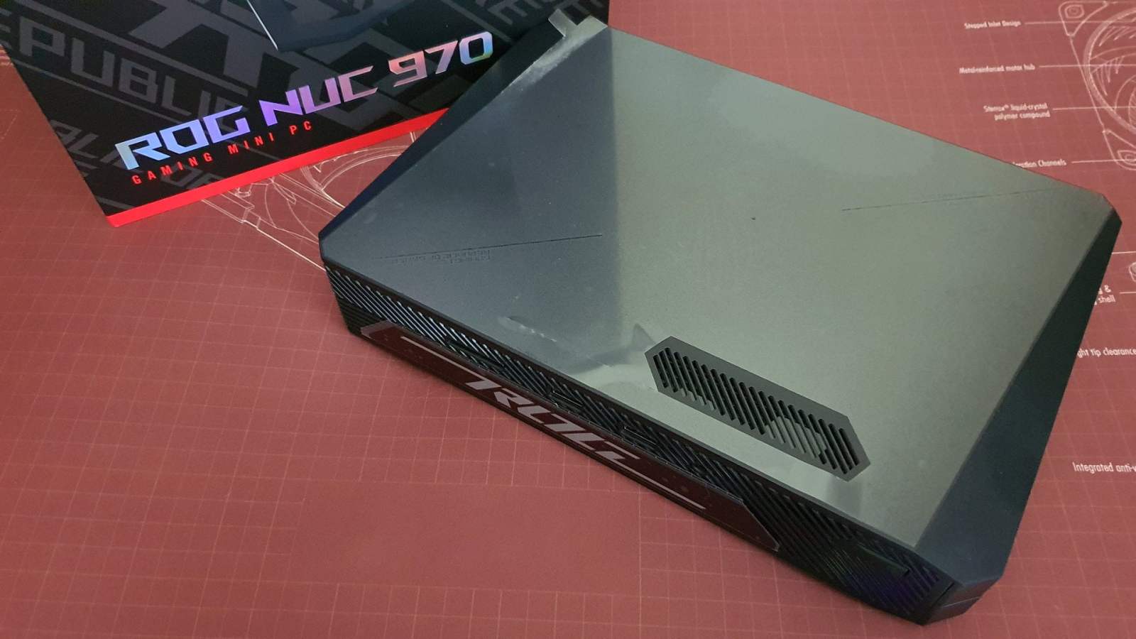 Test Asus ROG NUC (2024) : notre avis complet - Ordinateurs de bureau ...