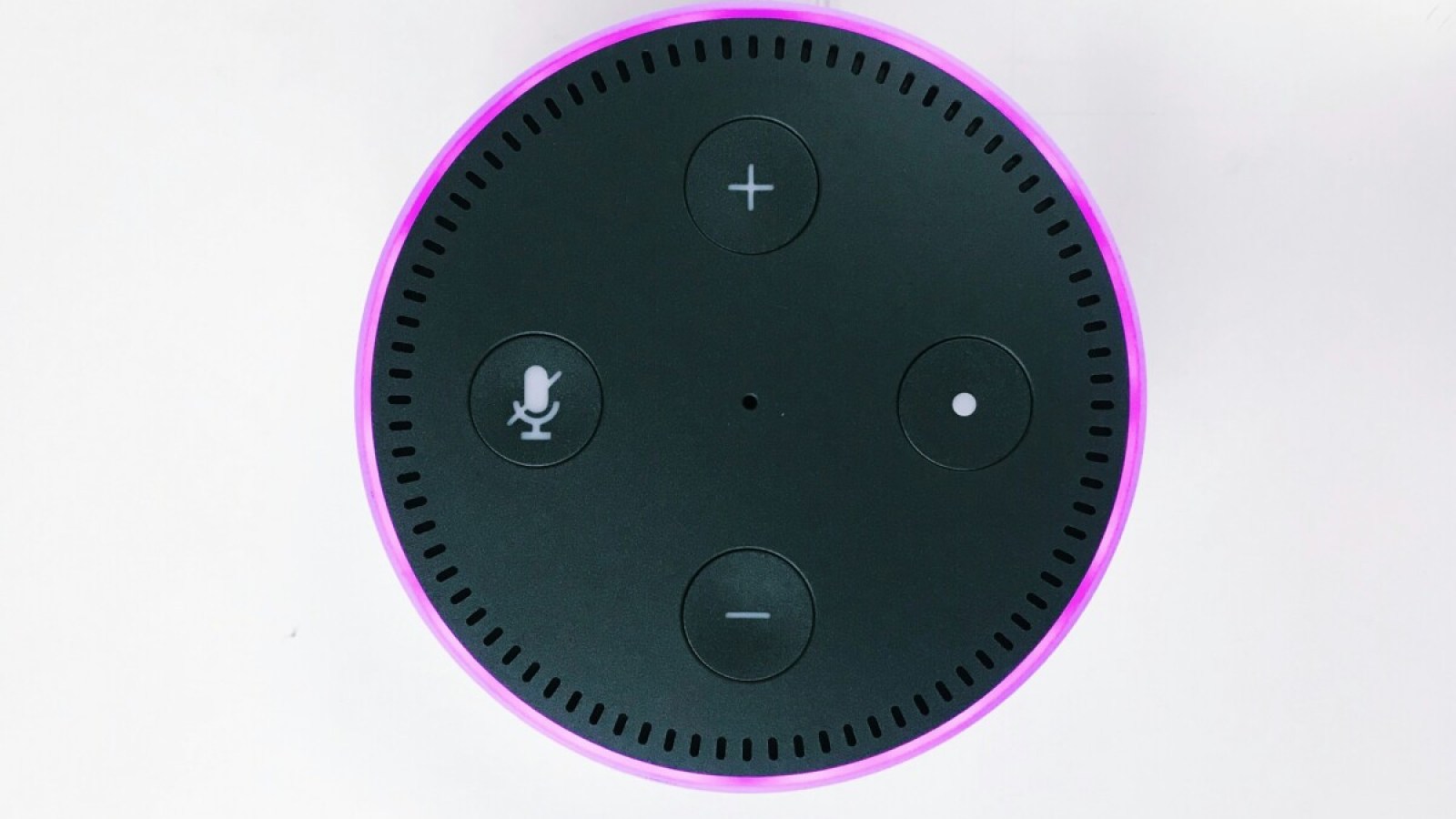 Pour son assistant vocal Alexa, Amazon mise gros sur cette IA ...