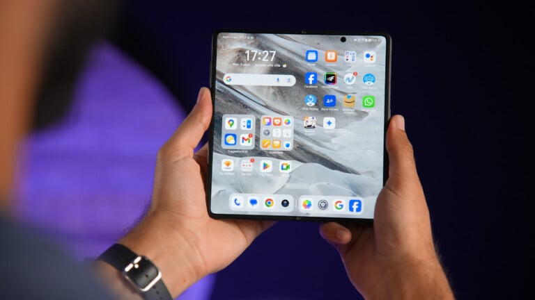 Test smartphones 2024 : tous nos tests et prises en main de smartphones ...