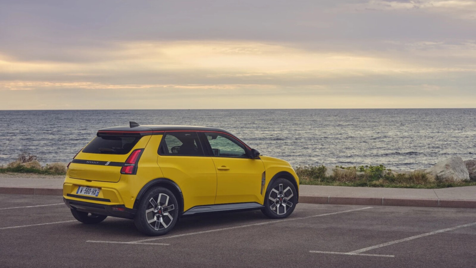 L'Europe snobe les voitures électriques françaises — Frandroid