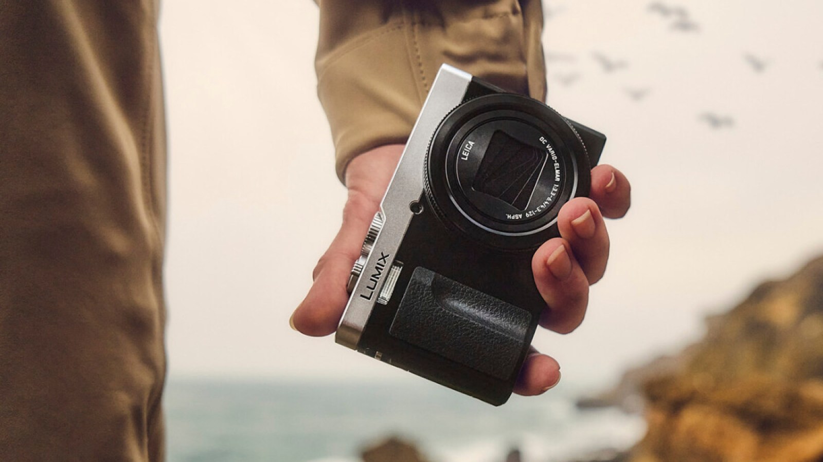 Lumix TZ99 : Panasonic lance un appareil photo compact et abordable avec zoom x30 — Frandroid