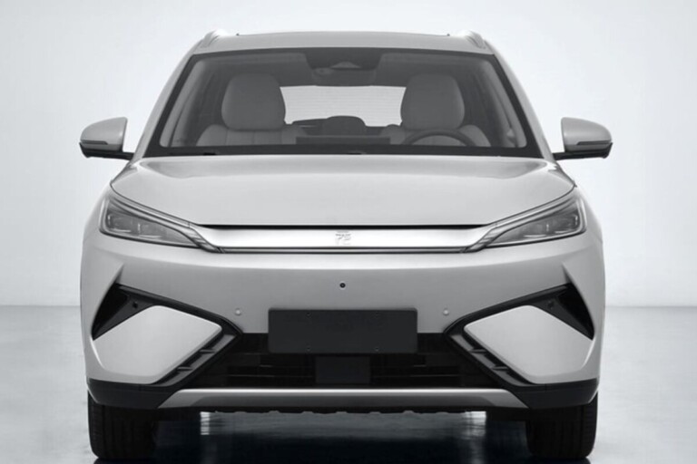 Le Range Rover chinois électrique signé BYD se rapproche un peu plus de ...