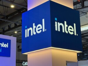 Intel vise les objets connectés avec son mini modem 3G
