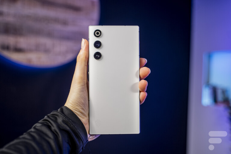Test smartphones 2025 : tous nos tests et prises en main de smartphones ...