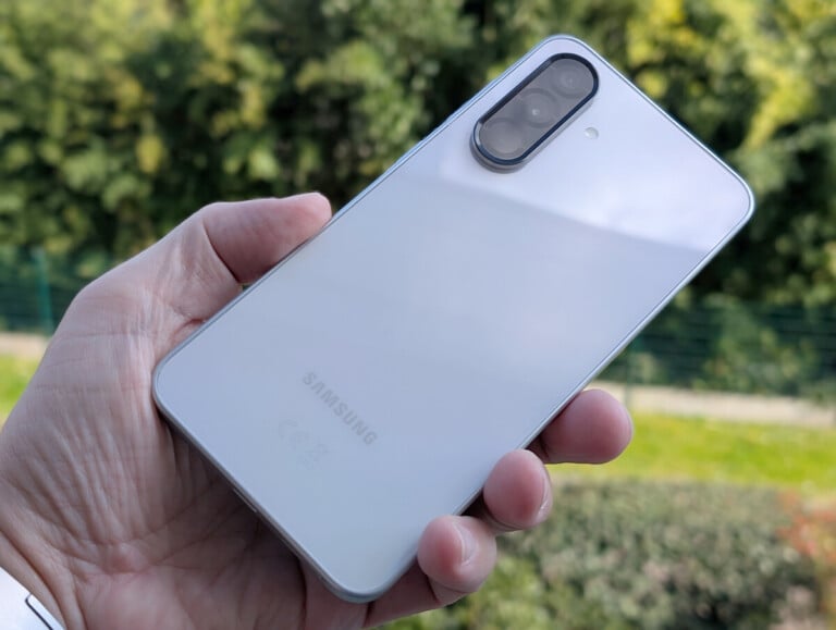 Motorola Moto e13 : meilleur prix, fiche technique et actualité ...