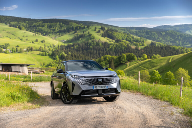 « Les plans changent toutes les semaines » : Stellantis prévoit un ...