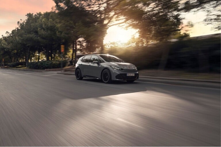 Excellente nouvelle pour le prix de la plus puissante des Cupra Born ...