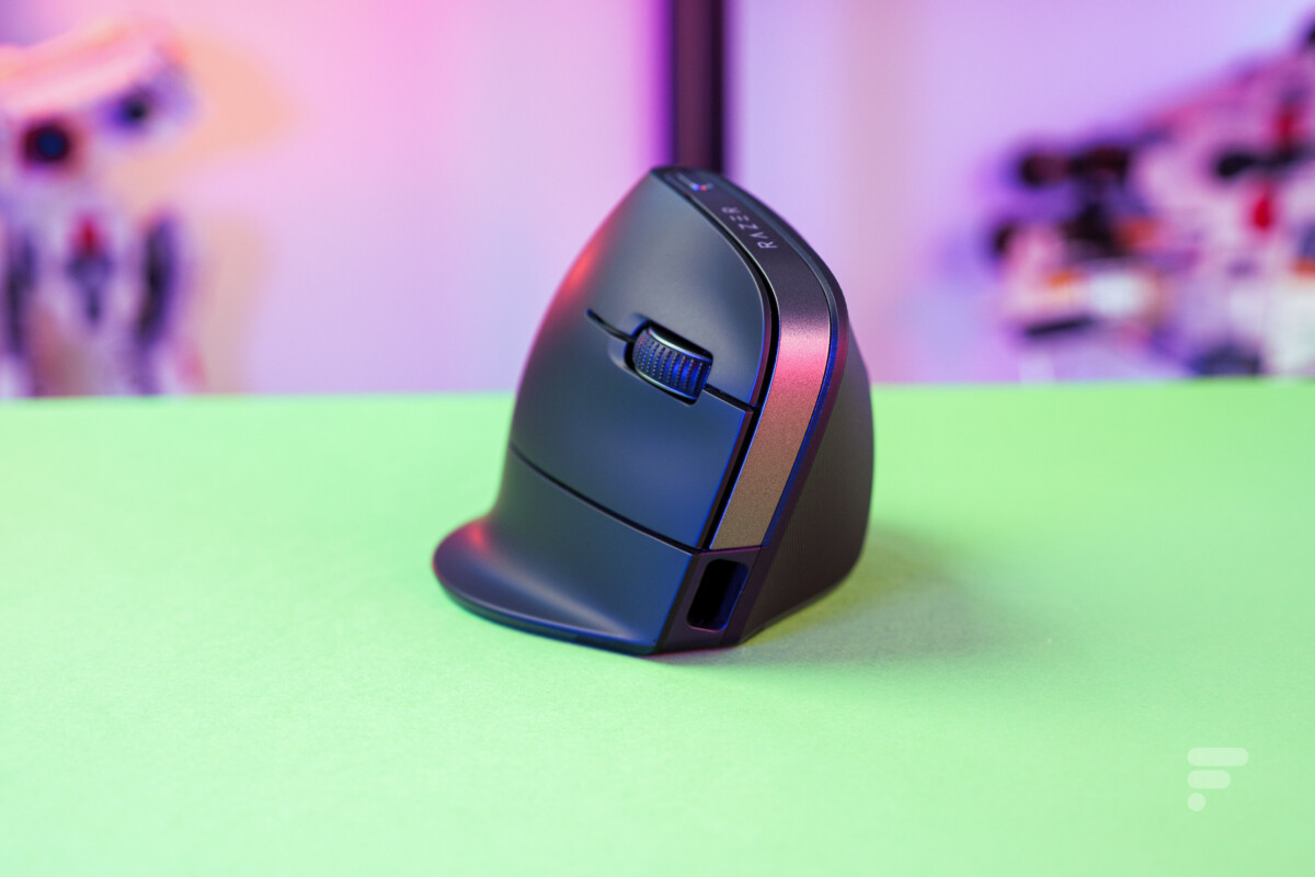Test Razer Pro Click V2 Vertical Edition : notre avis complet - Souris ...