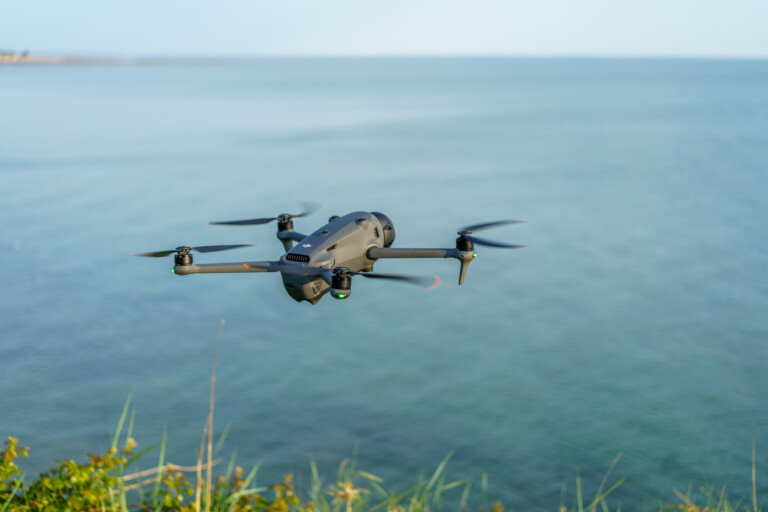 DJI Mavic 4 Pro : meilleur prix, fiche technique et actualité — Drones — Frandroid