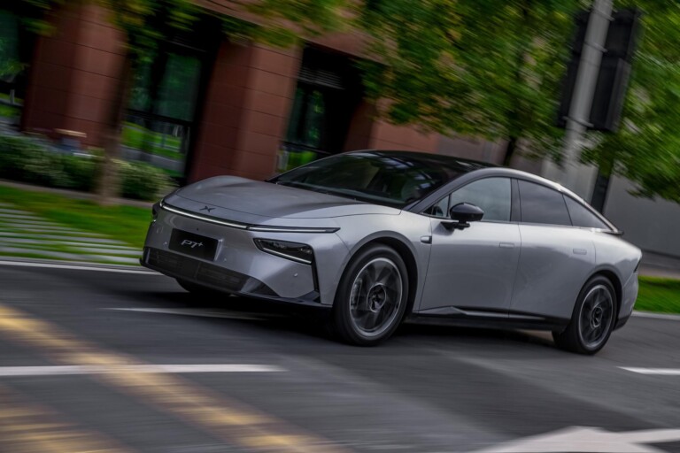 512 km en 10 min : l'impressionnante recharge ultra rapide de la ...