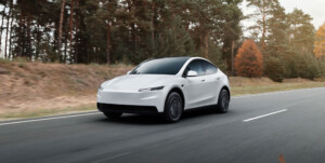 Nouveau Tesla Model Y en France : record d'autonomie pour la version ...