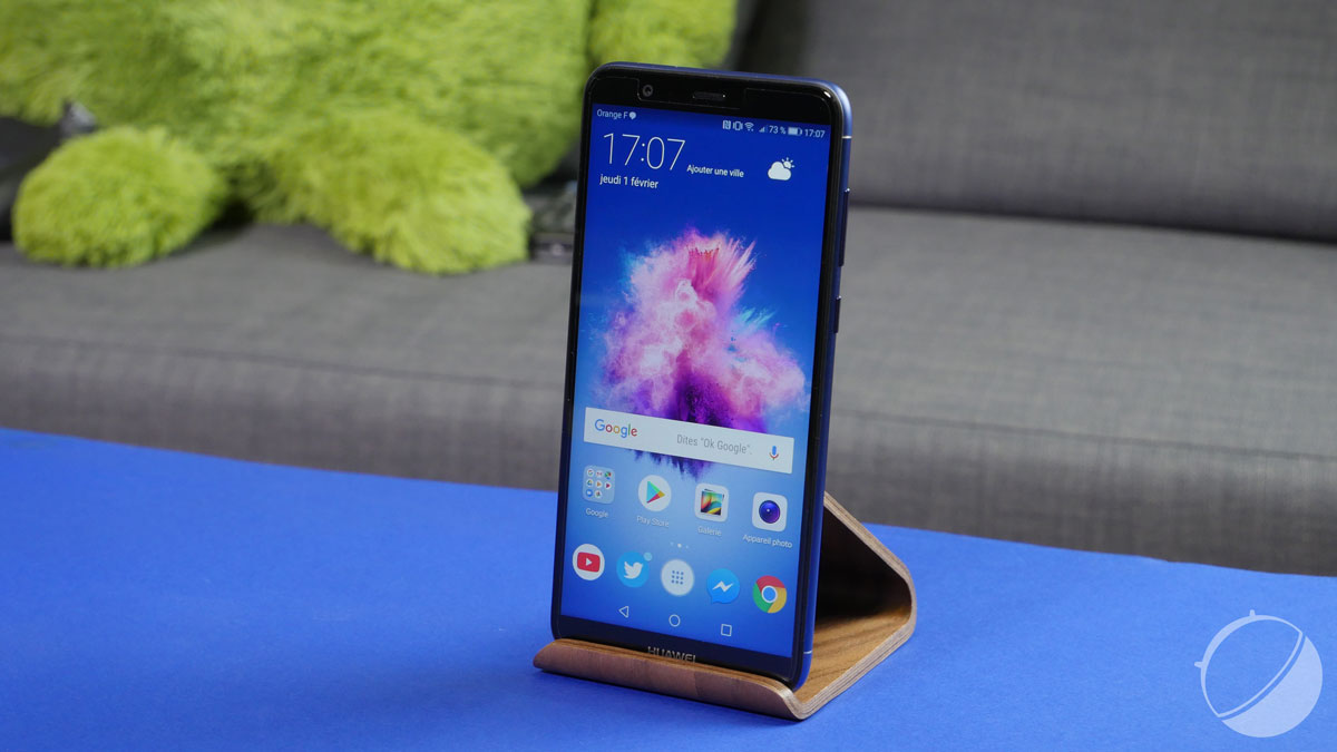 Test Huawei P smart (P8 lite 2018) : notre avis complet - Smartphones ...