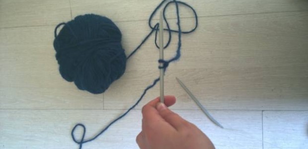 Comment apprendre à tricoter ? Un tuto tricot pour les débutantes
