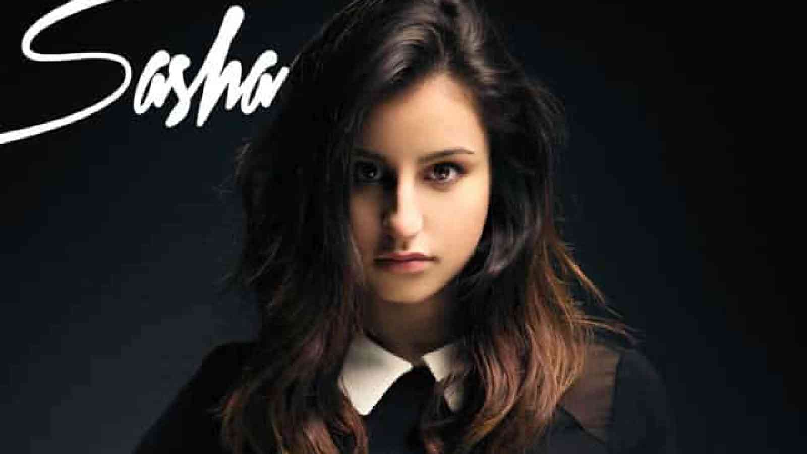 Sasha sort le clip d'« Alive », un joli titre sur l'après-rupture ...