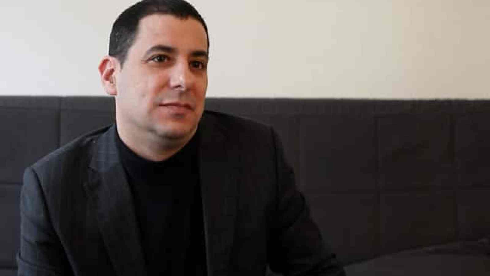 Le Japon et les yakuzas racontés par Jake Adelstein, auteur de « Tokyo ...