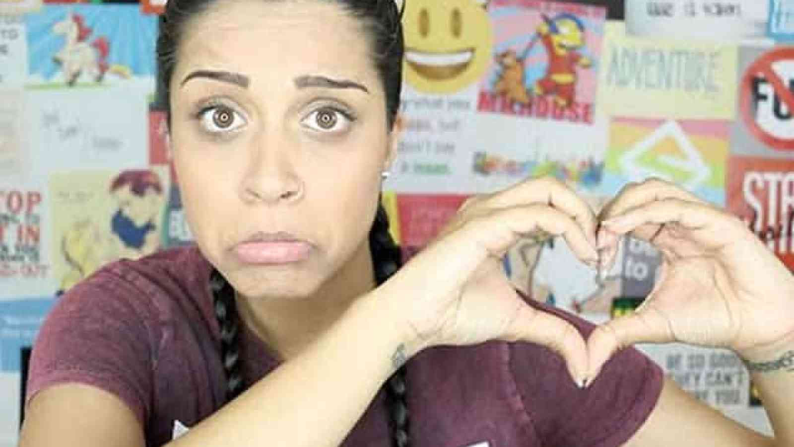 « Comment ne pas être une enflure sur Internet », selon Superwoman ...