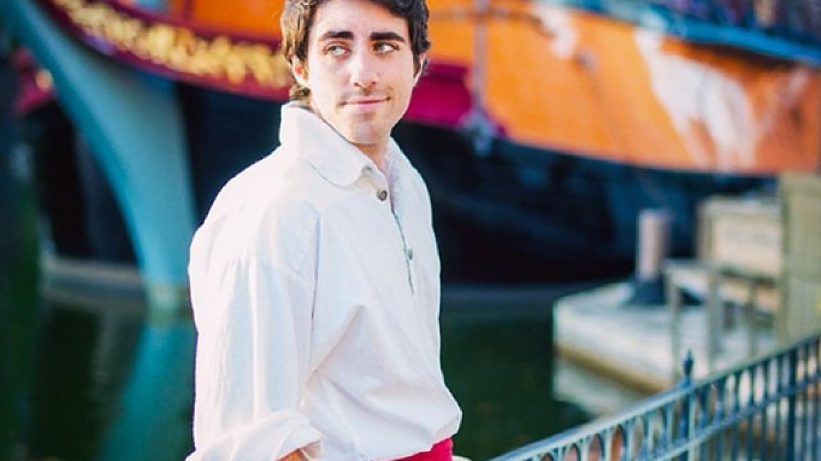 Leo Camacho, cosplayeur sosie du Prince Eric (« La Petite Sirène ...