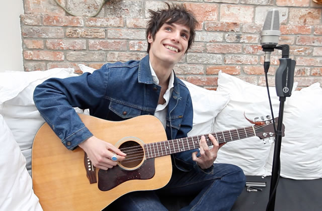 Jeremy Kapone nous joue un medley (et c'est kiffant) - Madmoizelle
