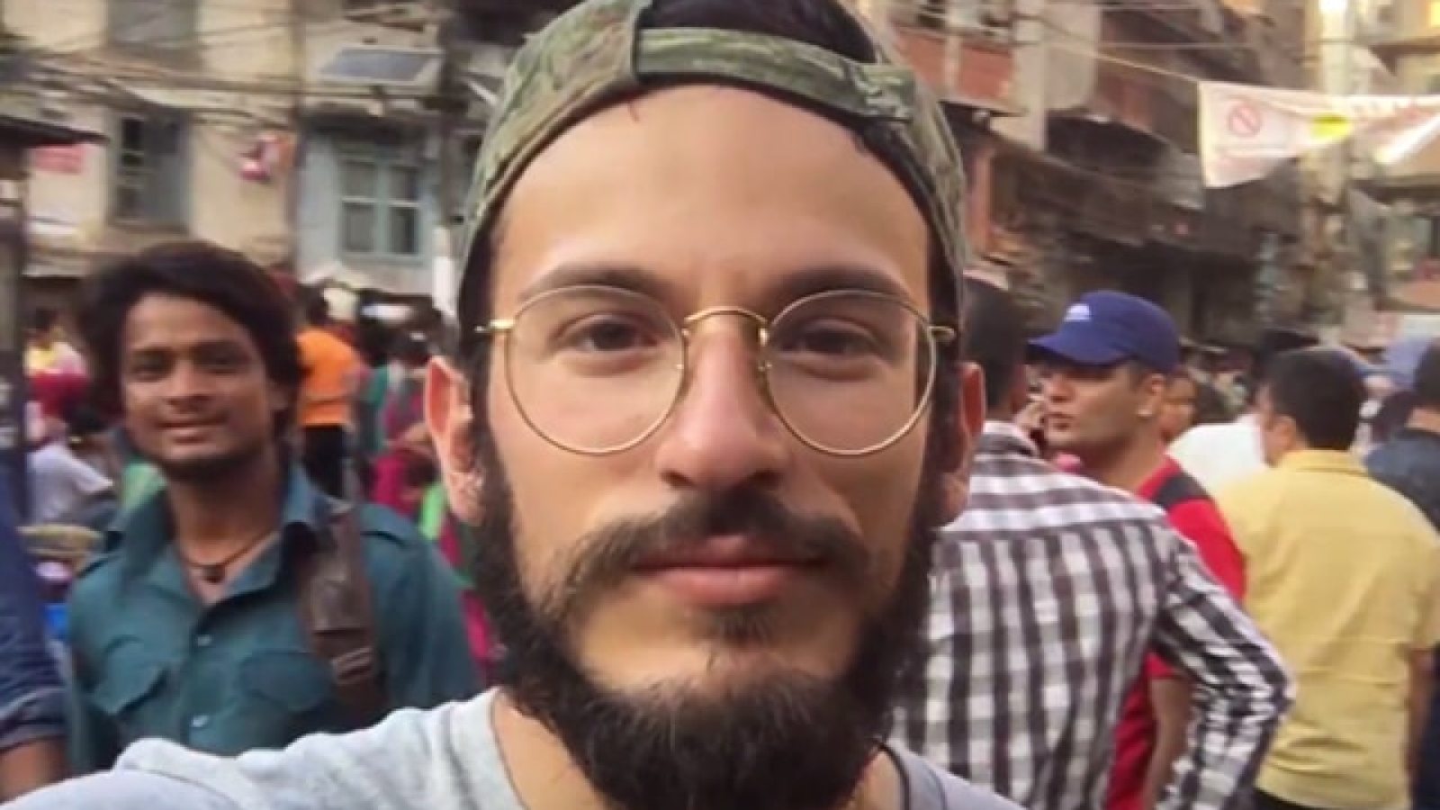 Cyrus North raconte ses 21 jours de sérénité au Népal (et vous propose ...