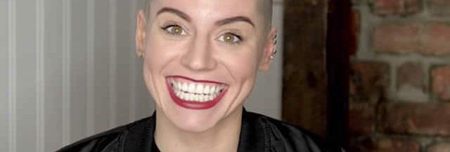 Se raser le crâne, un acte qui bouscule les codes de la beauté féminine