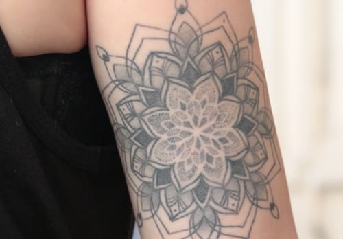 Street Tattoos — Flavie, la tatoueuse tatouée - Madmoizelle