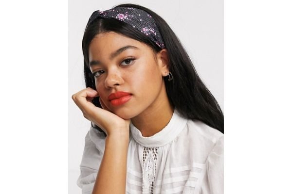 Comment faire une cure de sébum pour ses cheveux et quels bienfaits