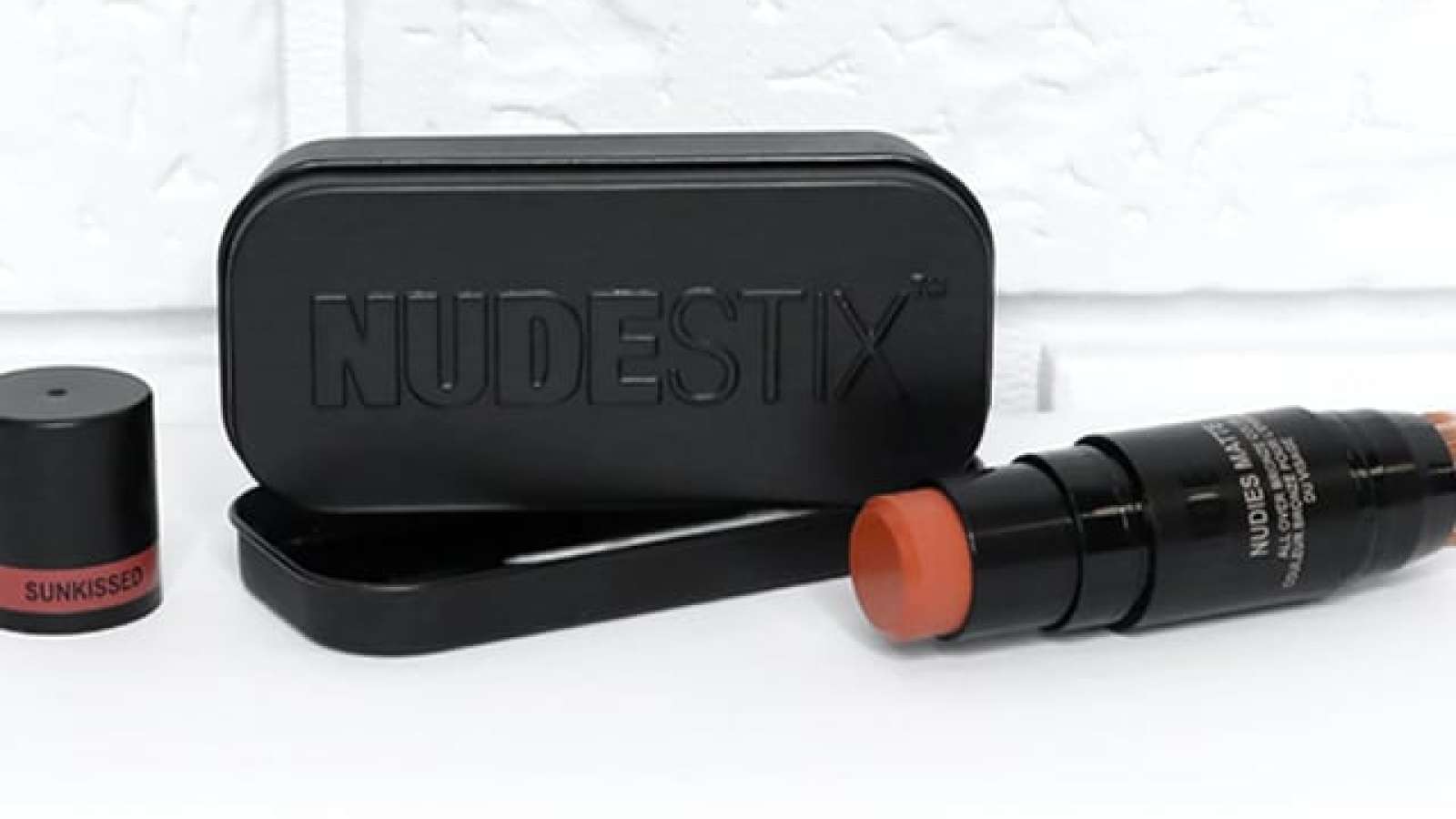 Nudestix : découvre la marque et sa fondatrice Taylor Frankel