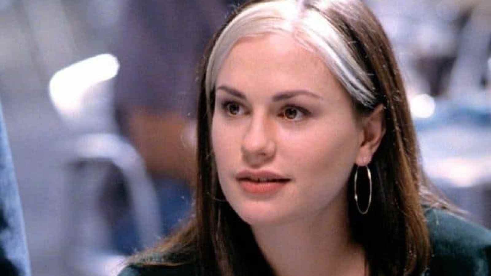 Rogue hair tendance : comment entretenir des cheveux décolorés