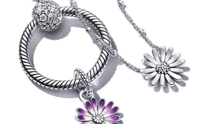 C’est (enfin) le printemps ! Parez-vous de mille fleurs avec la ...