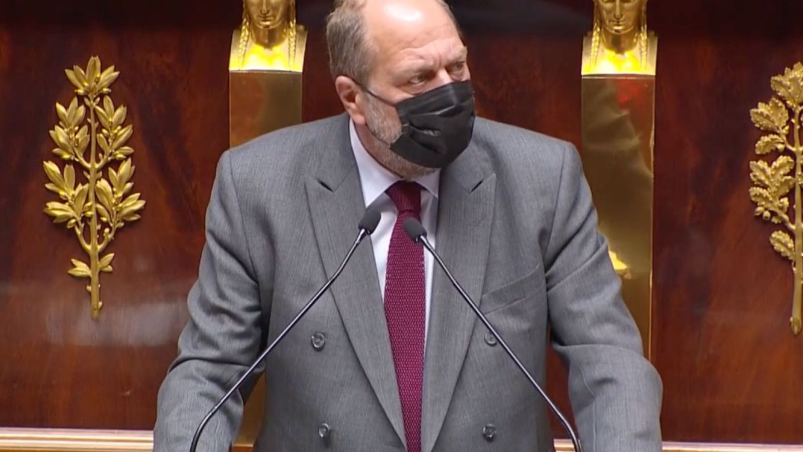 Eric Dupond-Moretti : son fils Raphaël accusé de violences conjugales ...