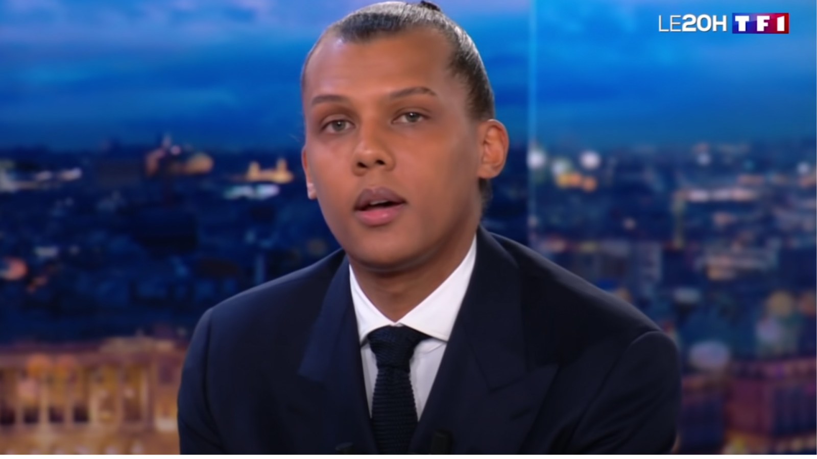 Stromae révèle son nouveau titre L'Enfer en plein JT, parce que c'est ...