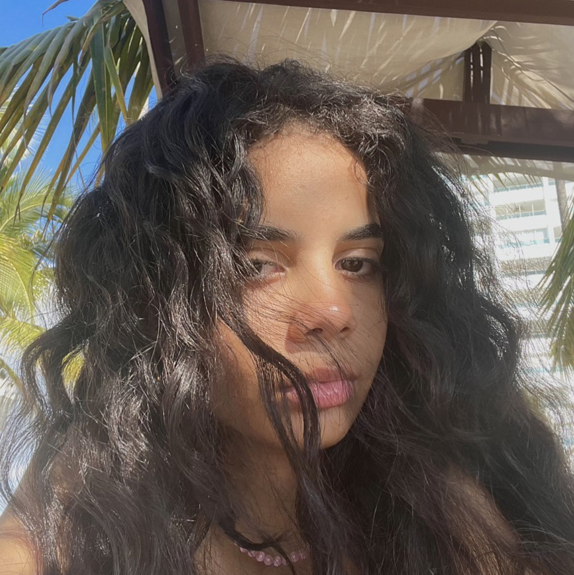 Maquillage, cheveux, skincare, nail art : quelles sont les tendances ...