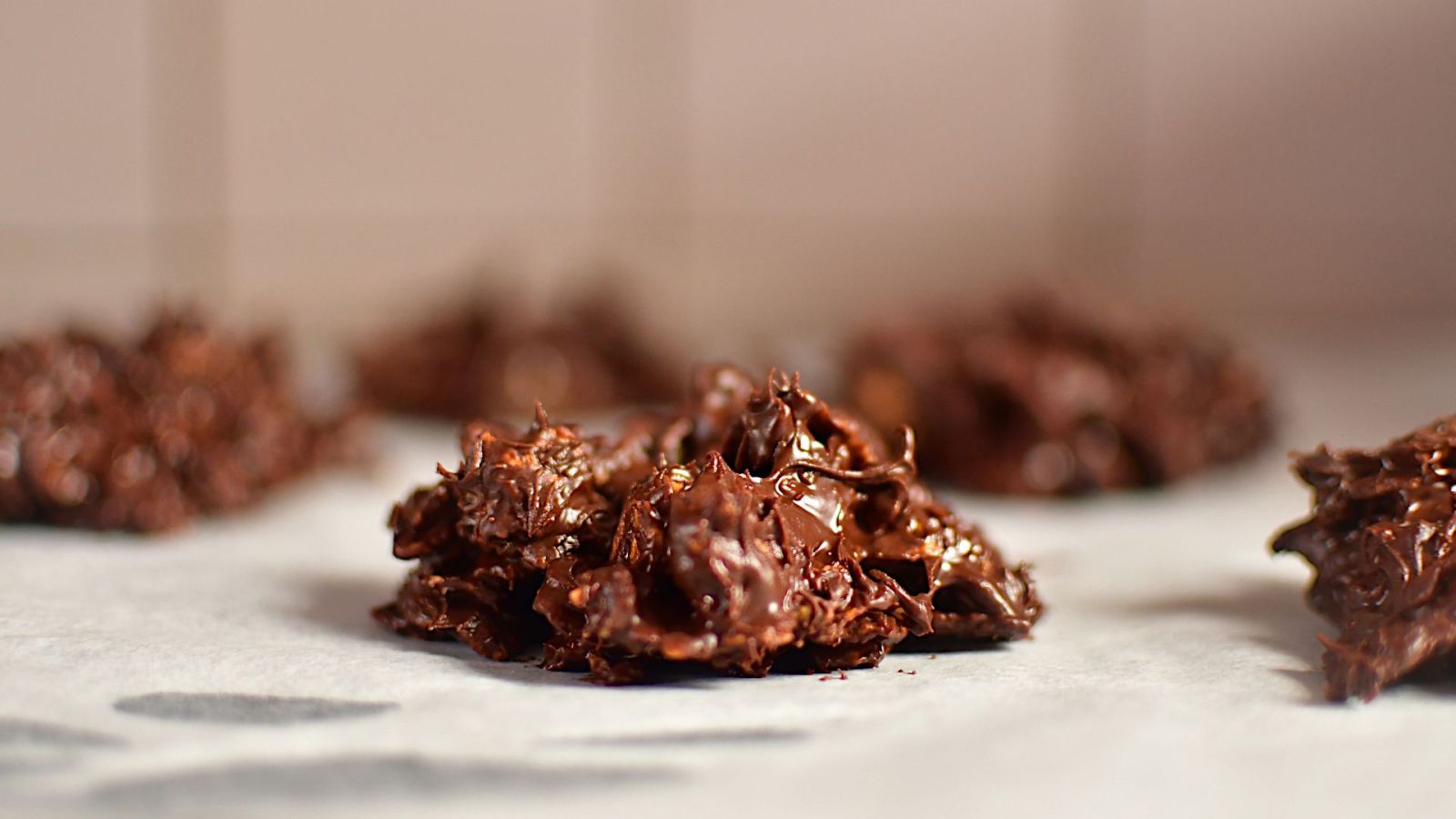 La recette hyper simple des roses des sables au chocolat - Madmoizelle
