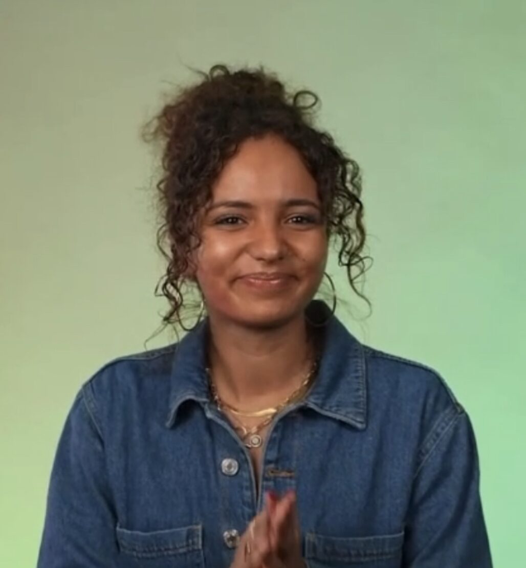« Tous les matins j’essaie de redonner vie à mes boucles » : la routine ...