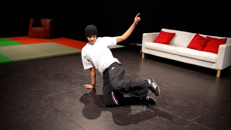 « Je vis dans le monde parallèle de mon imagination », rencontre avec ...