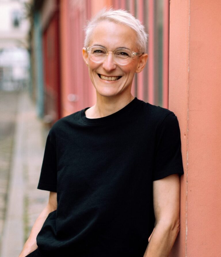 « Je vis dans le monde parallèle de mon imagination », rencontre avec ...