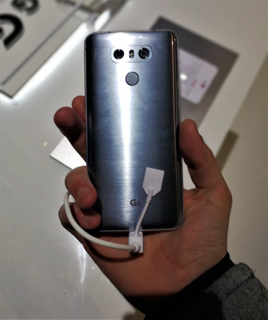 Prise en main : le LG G6 s'impose comme la star du MWC - Numerama